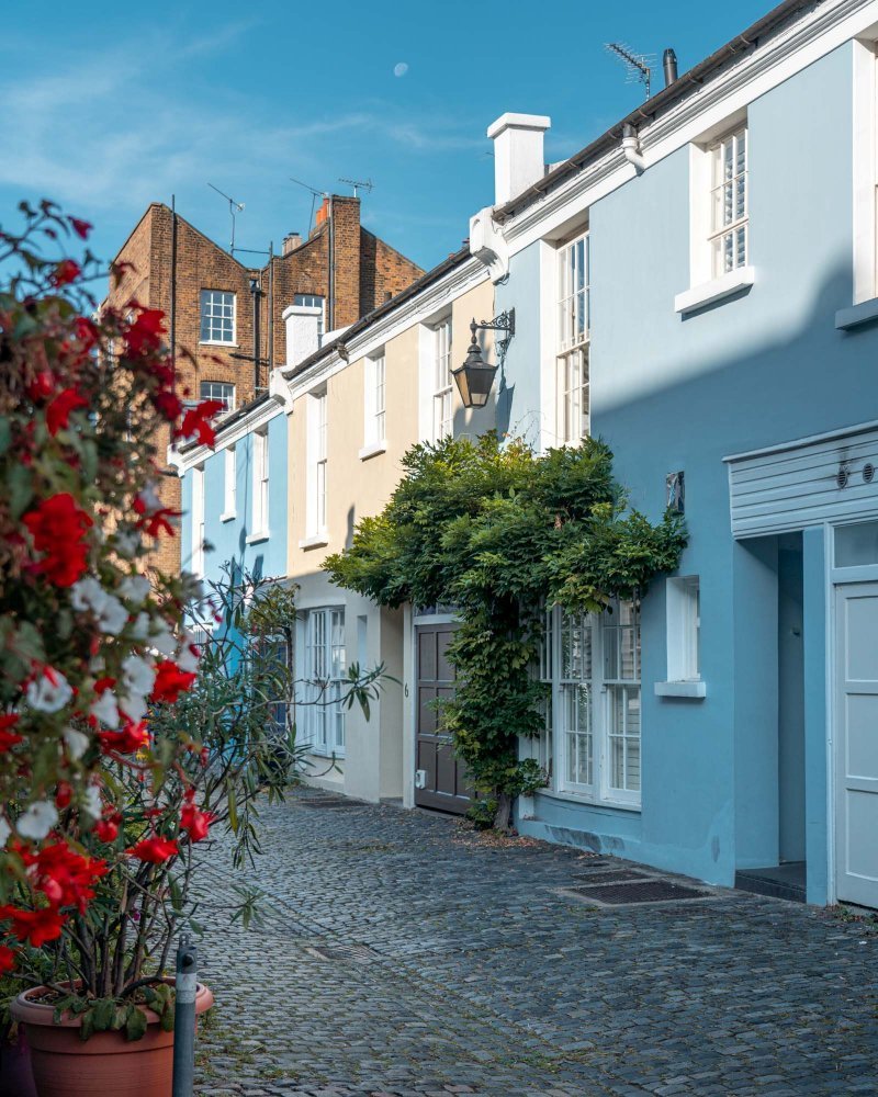 🏘️ Notting Hill's Colorful Houses: A Local's Guide (2024) ⋆ We Dream of ...