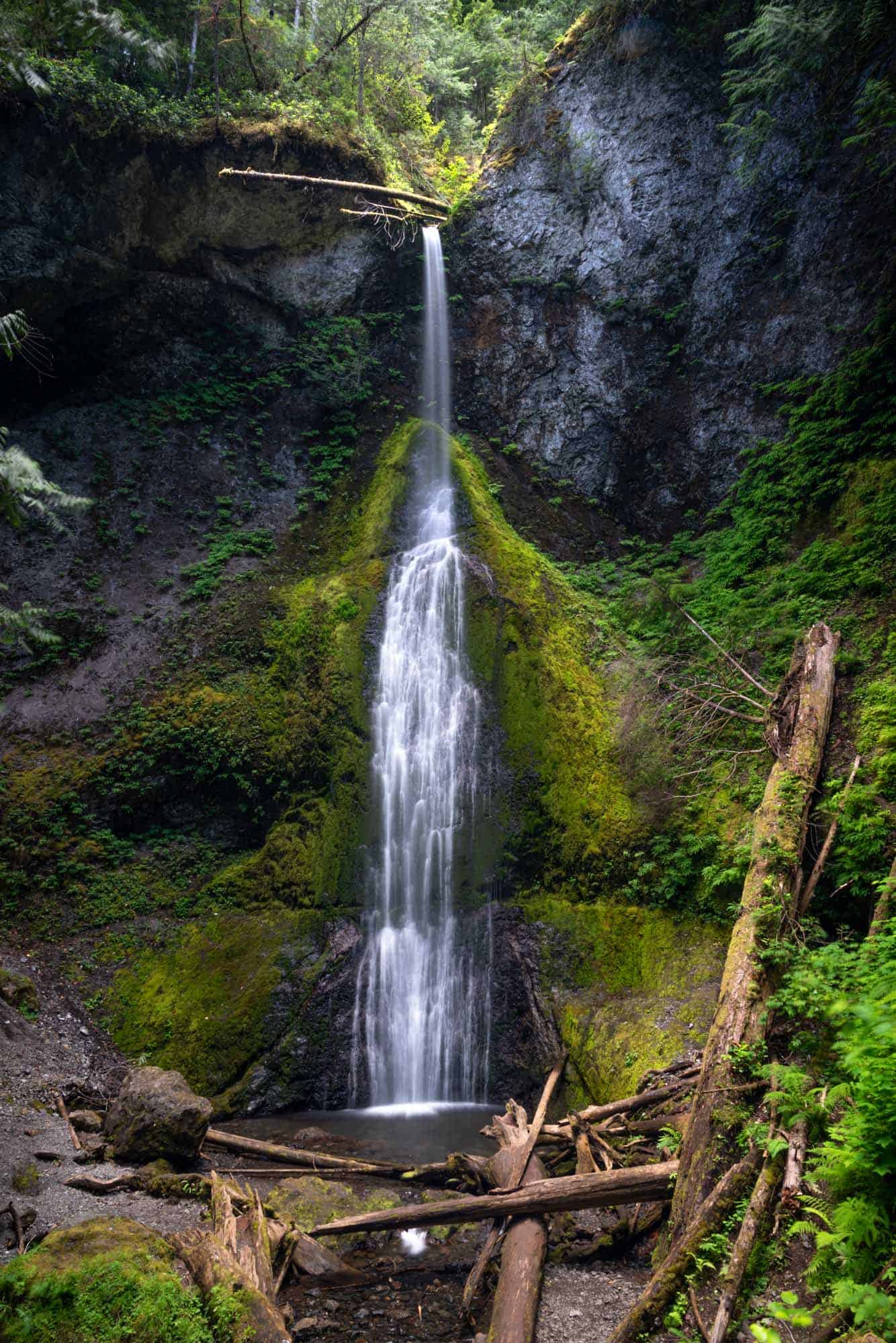 marymere falls ⋆ We Dream of Travel Blog