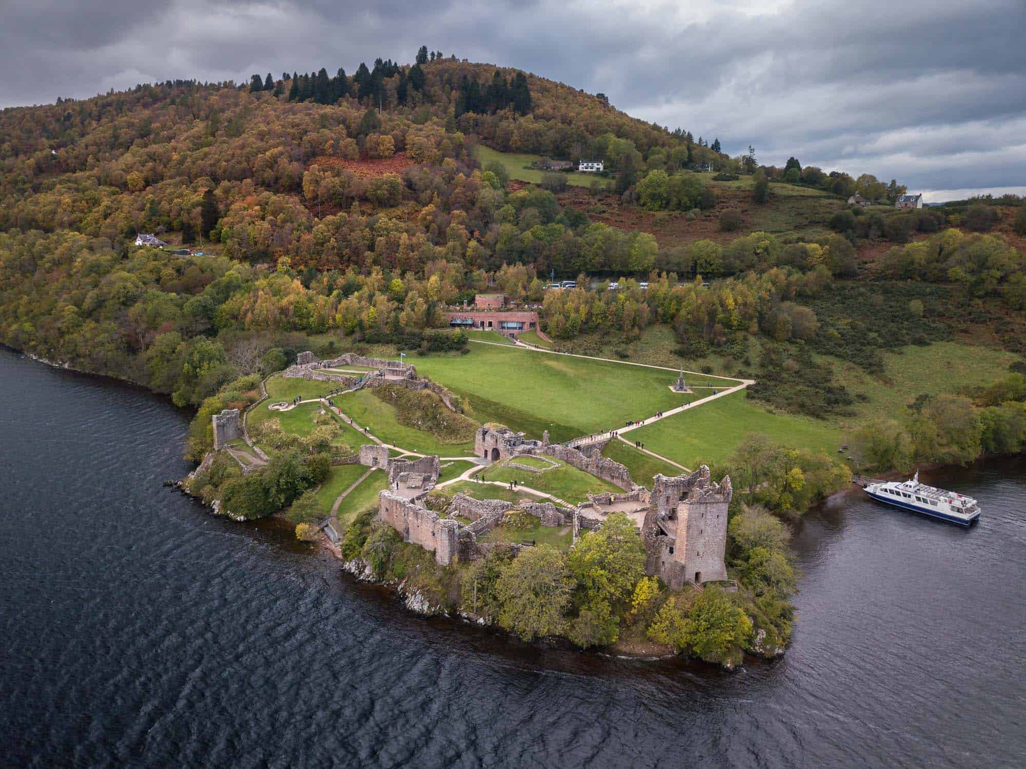 Urquhart Castle on Loch Ness ⋆ We Dream of Travel Blog