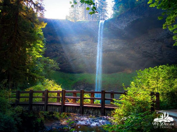 🥾 21 Magical Waterfalls in Oregon with Fun & Easy Hikes (2024)
