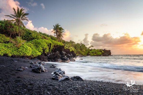 Mama's Fish House Beach (Kuau Cove): The Complete Guide ⋆ We Dream of ...