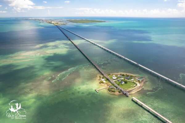 🏝 Key Largo vs Key West: Which to Choose & Why in 2024